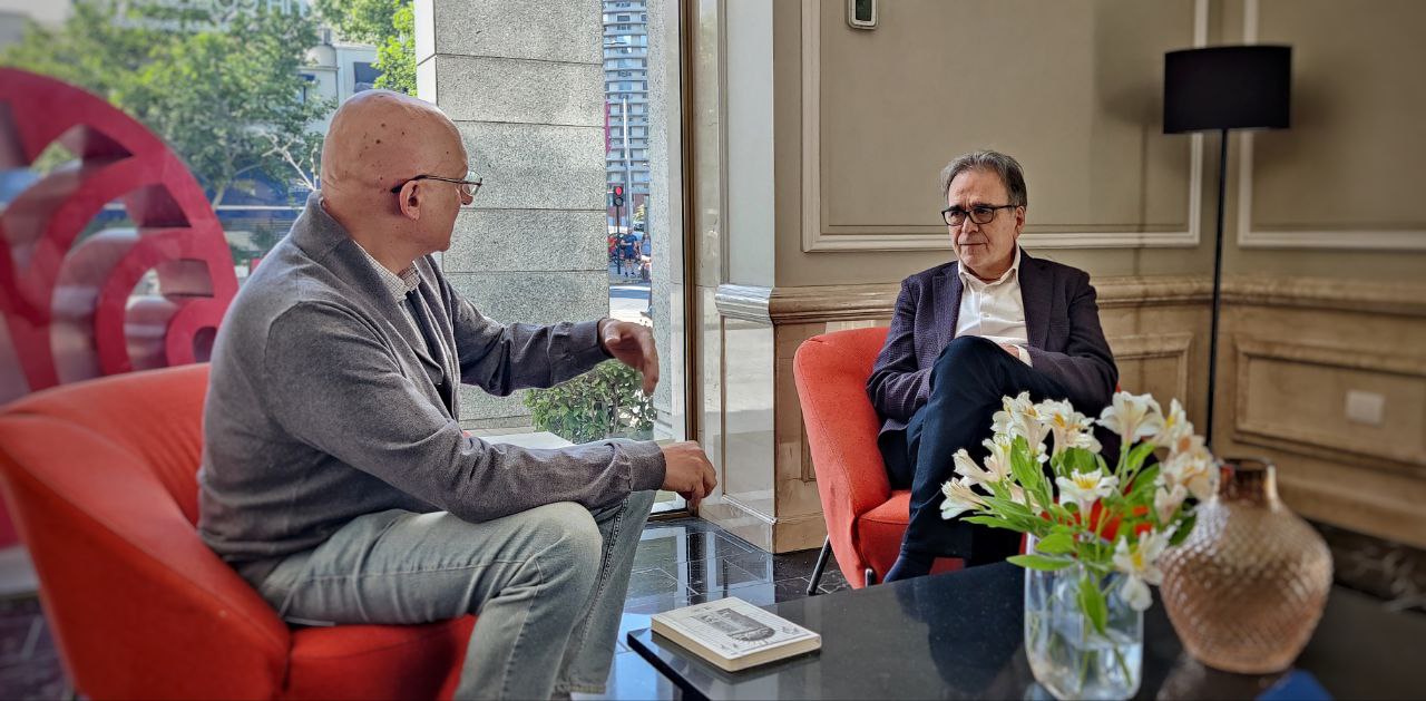 El académico UDP Modesto Gayo se reunió con el ministro de ...